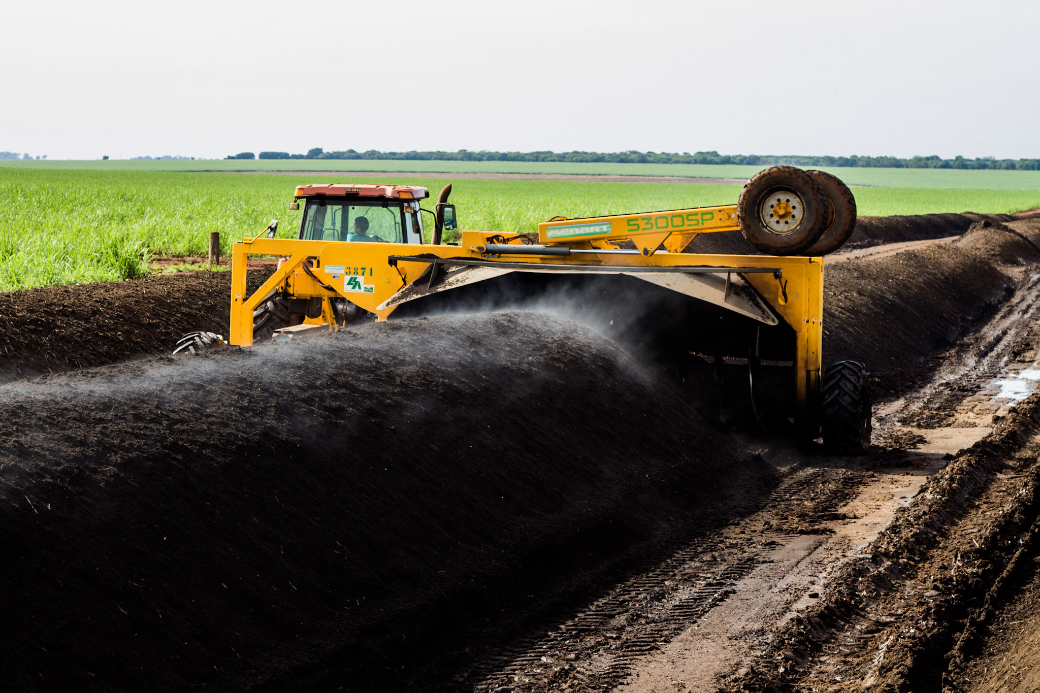 Compostador de resíduos orgânicos Menart | Máquina Solo